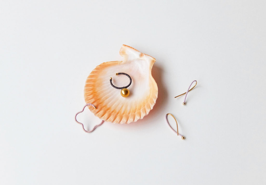 爽やかな季節を彩る新作イヤーカフ《KIKKOU》フェア - 湘南 | JEWELRY JOURNAL