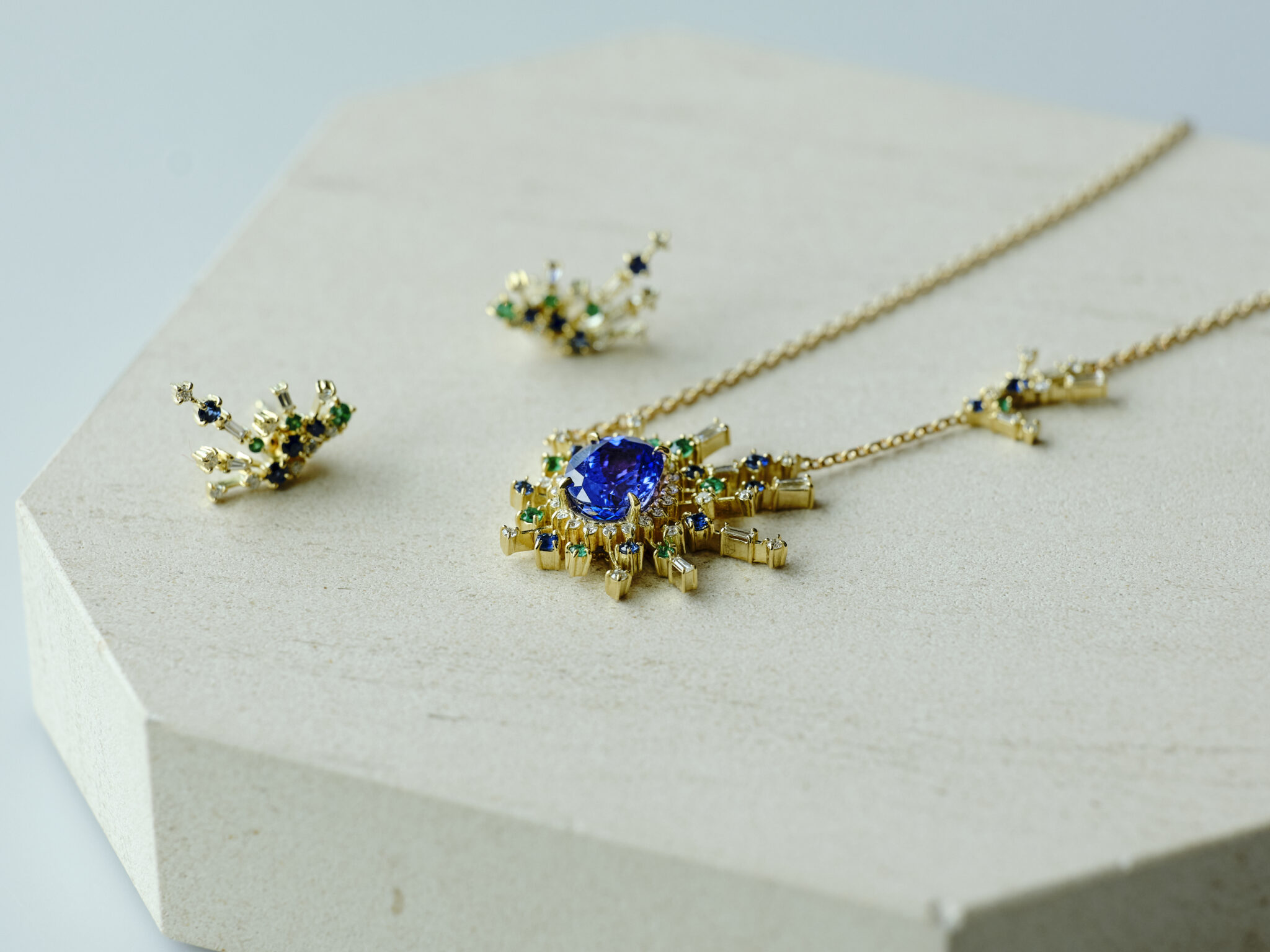 BIZOUX（ビズー）インタビュー – 前編 | JEWELRY JOURNAL